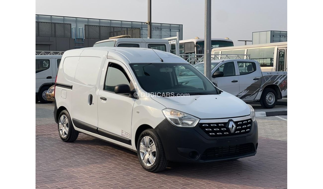 Used Renault Dokker 2020 I Van I Ref#490 2020 for sale in Sharjah - 660224