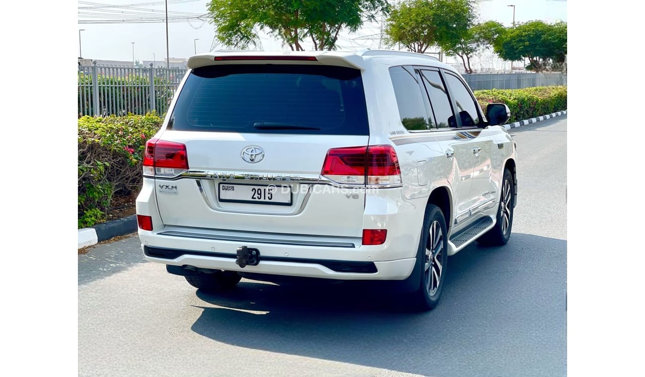 Used Toyota Land Cruiser VXR 2018 for sale in Dubai - 669231