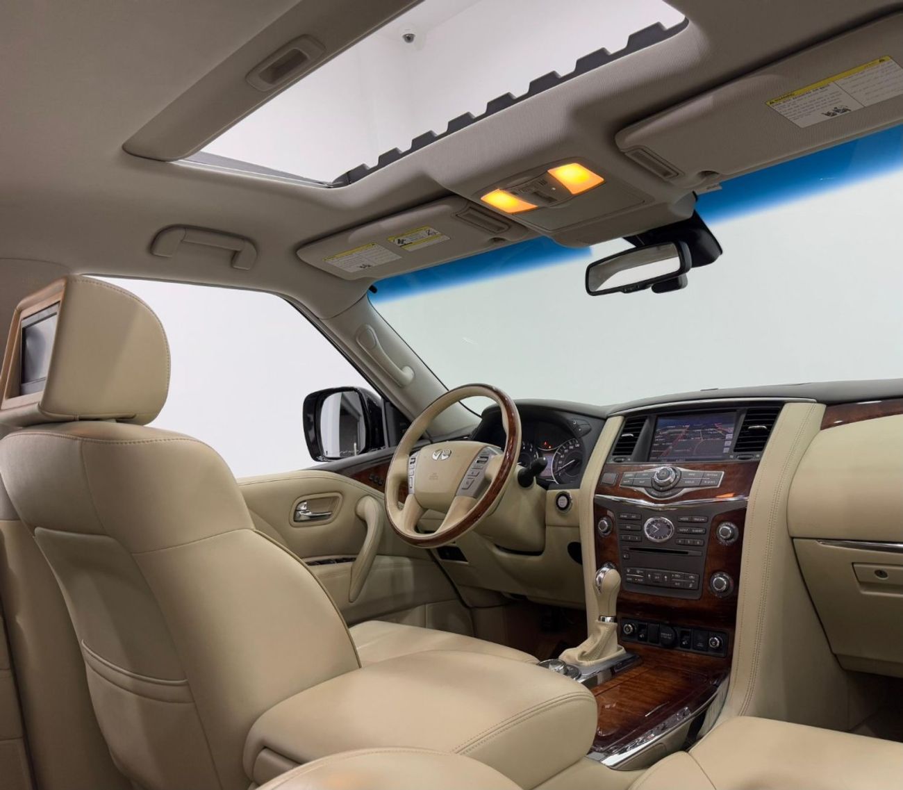 Used Std 5.6L 2016 Infiniti QX80 V8, Service History, Excellent Condition, 8 Seater, GCC 2016 ...