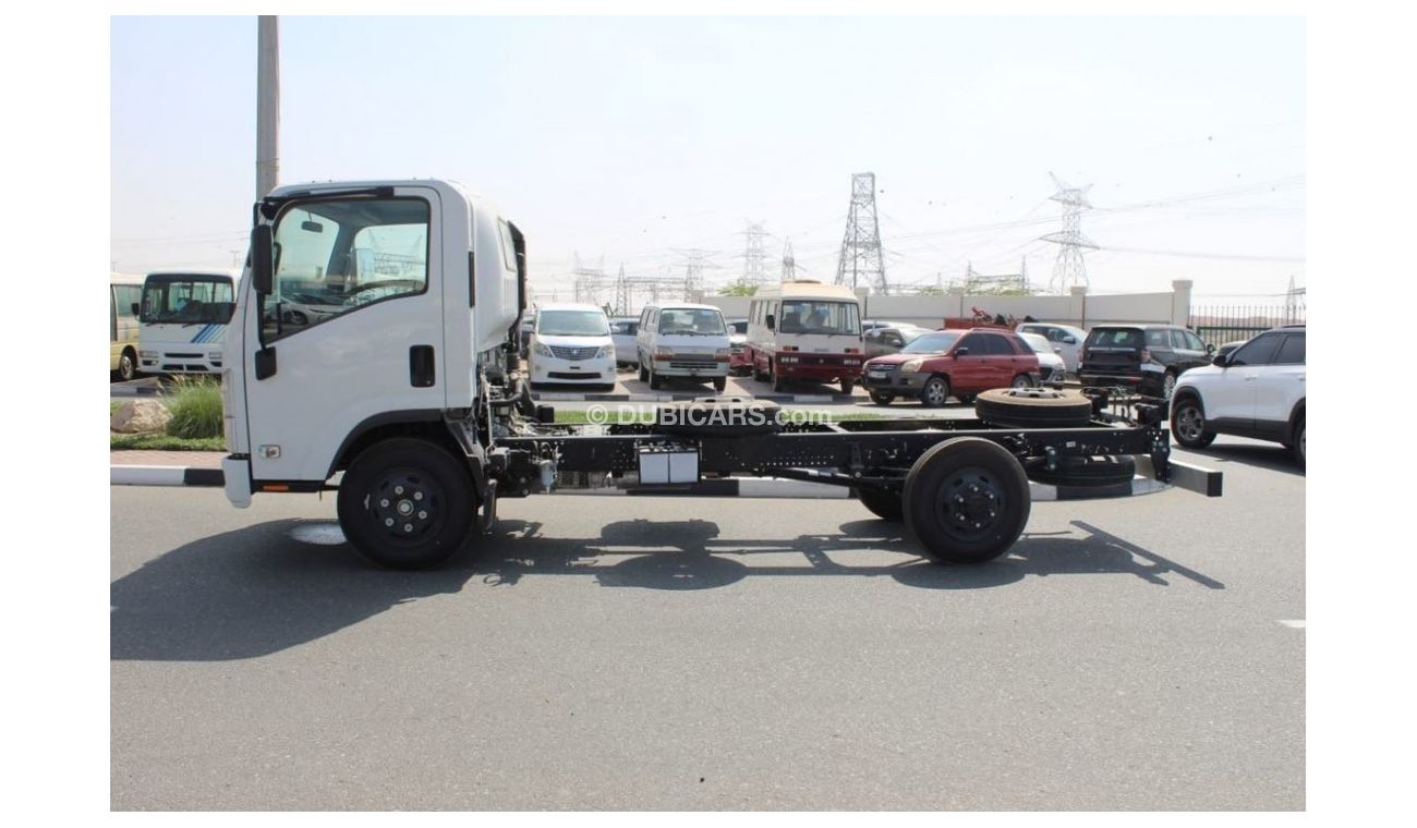New Isuzu NPR NPR71 4Ton (non-Turbo) 2023 for sale in Dubai - 656825