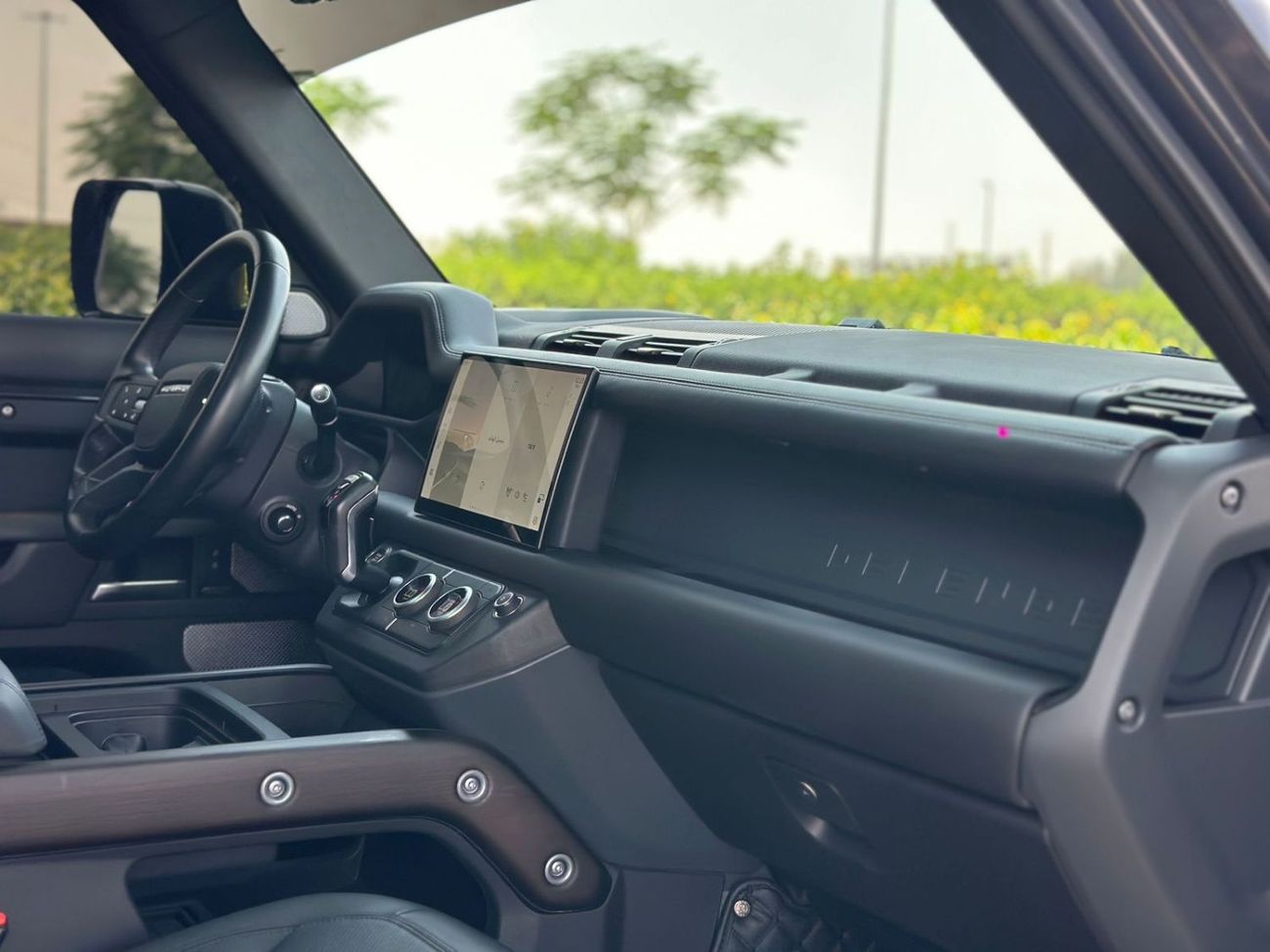 Used 130 SE P400 X Dynamic (7 Seater) Land Rover Defender 130x / 2023 ...