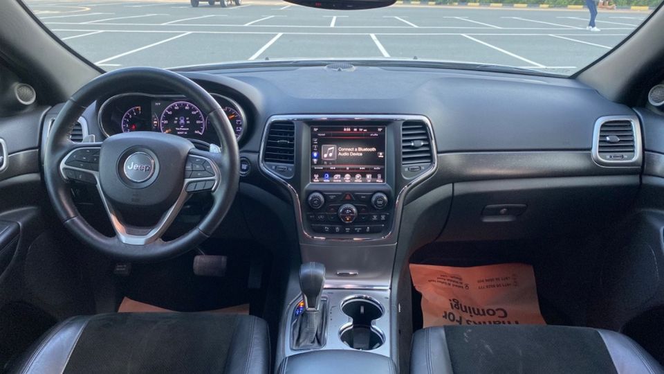 Used Jeep Grand Cherokee Laredo 4X4 2017 for sale in Sharjah - 701018