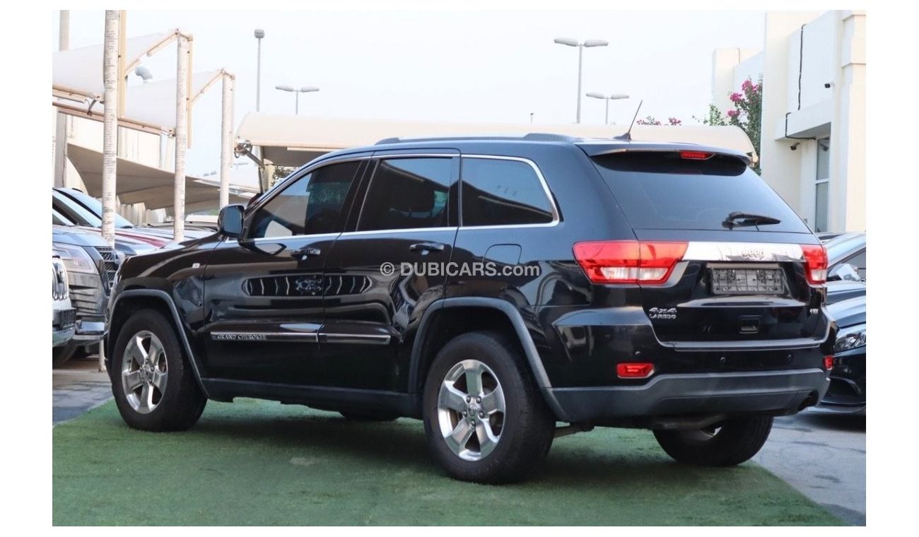 Used Jeep Grand Cherokee Laredo 2013 for sale in Dubai - 670527
