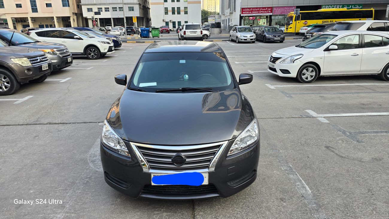Used Nissan Sentra SV 1.8L 2015 for sale in Dubai - 816961