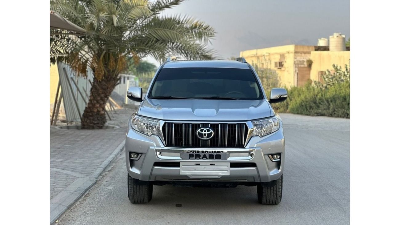 Used Toyota Prado GXR 2018 for sale in Dubai - 774532