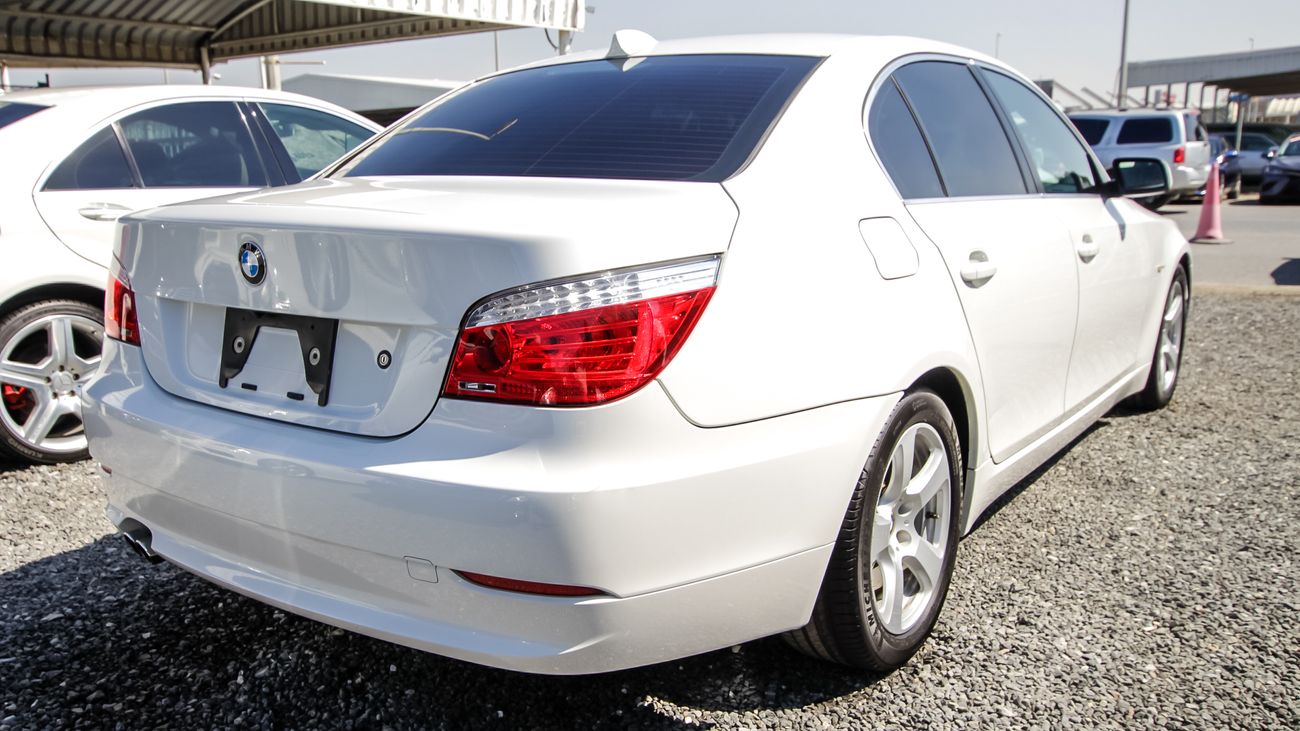 Used BMW 525 2008 for sale in Dubai - 306999