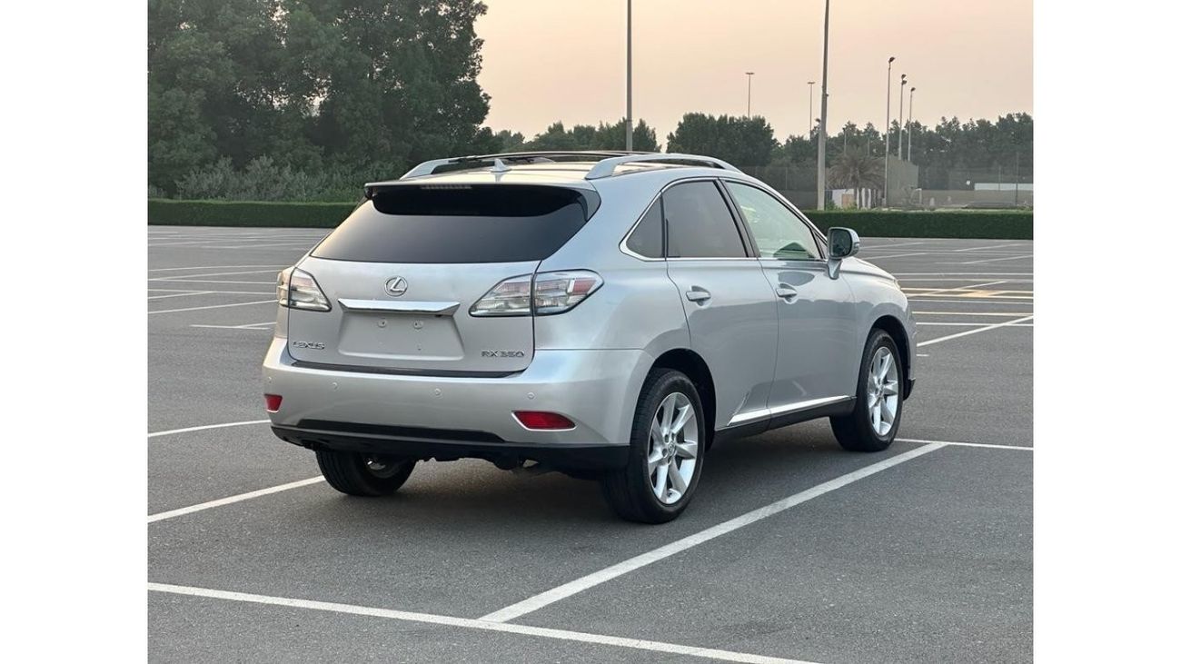 Used lexus rx350 model 2010 american 2010 for sale in Sharjah - 764333