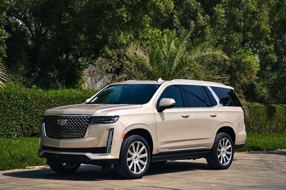 Used Cadillac Escalade Platinum 600 Fully loaded Low Mileage Perfect ...