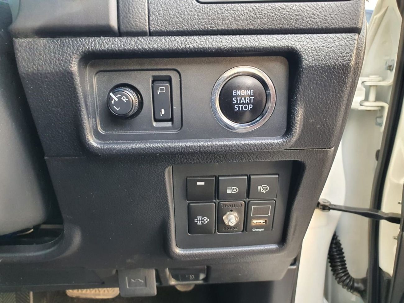 Used Toyota Prado diesel 2.8 liter automatic gear with back camera ...