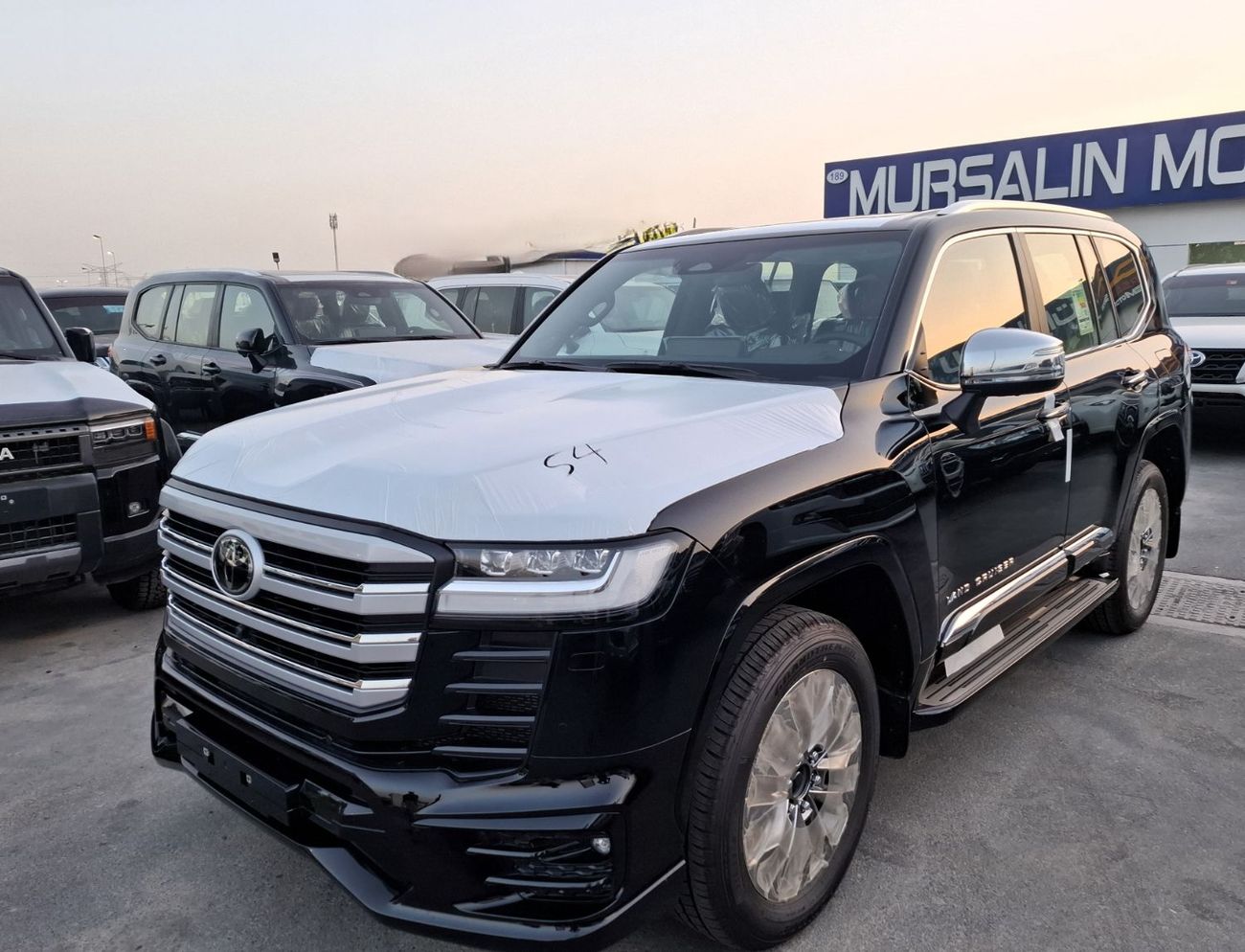 New Toyota Land Cruiser VX 3.3L Landcruiser VXR 3.3L 2025 Black Diesel ...