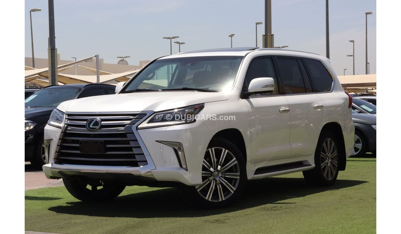 Used Lexus LX570 Platinum / Canadian / 2017 / Low KM 2017 for sale in Dubai - 616532