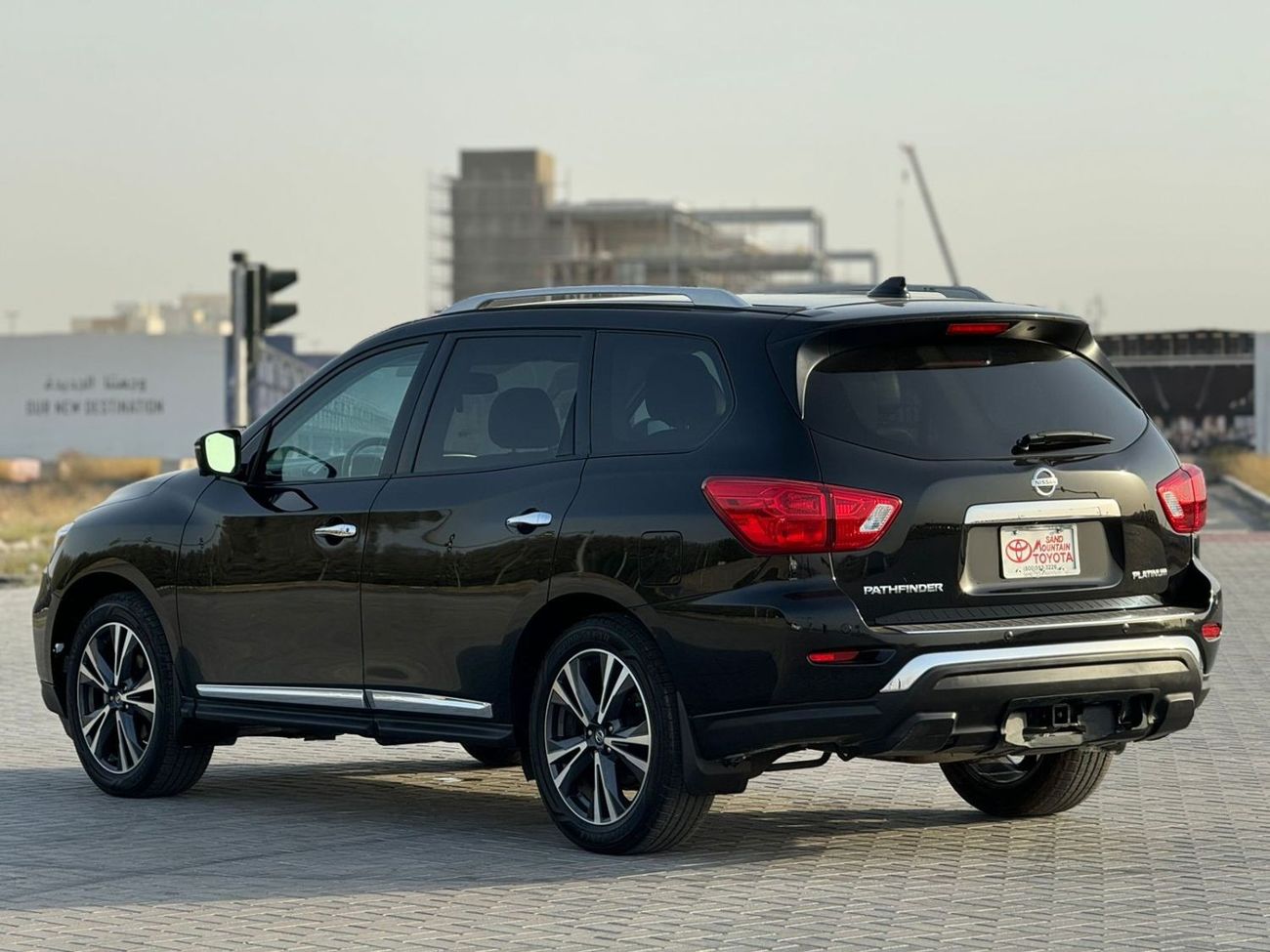 Used Nissan Pathfinder 2020 for sale in Dubai - 749899