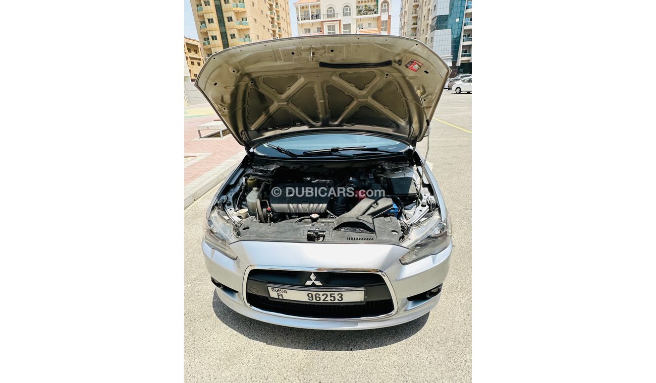 Used Mitsubishi Lancer GLS 2015 for sale in Dubai - 648545