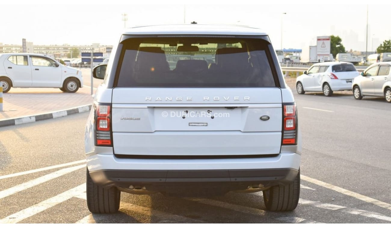 Used Land Rover Range Rover Range Rover Vogue 2017 for sale in Dubai ...