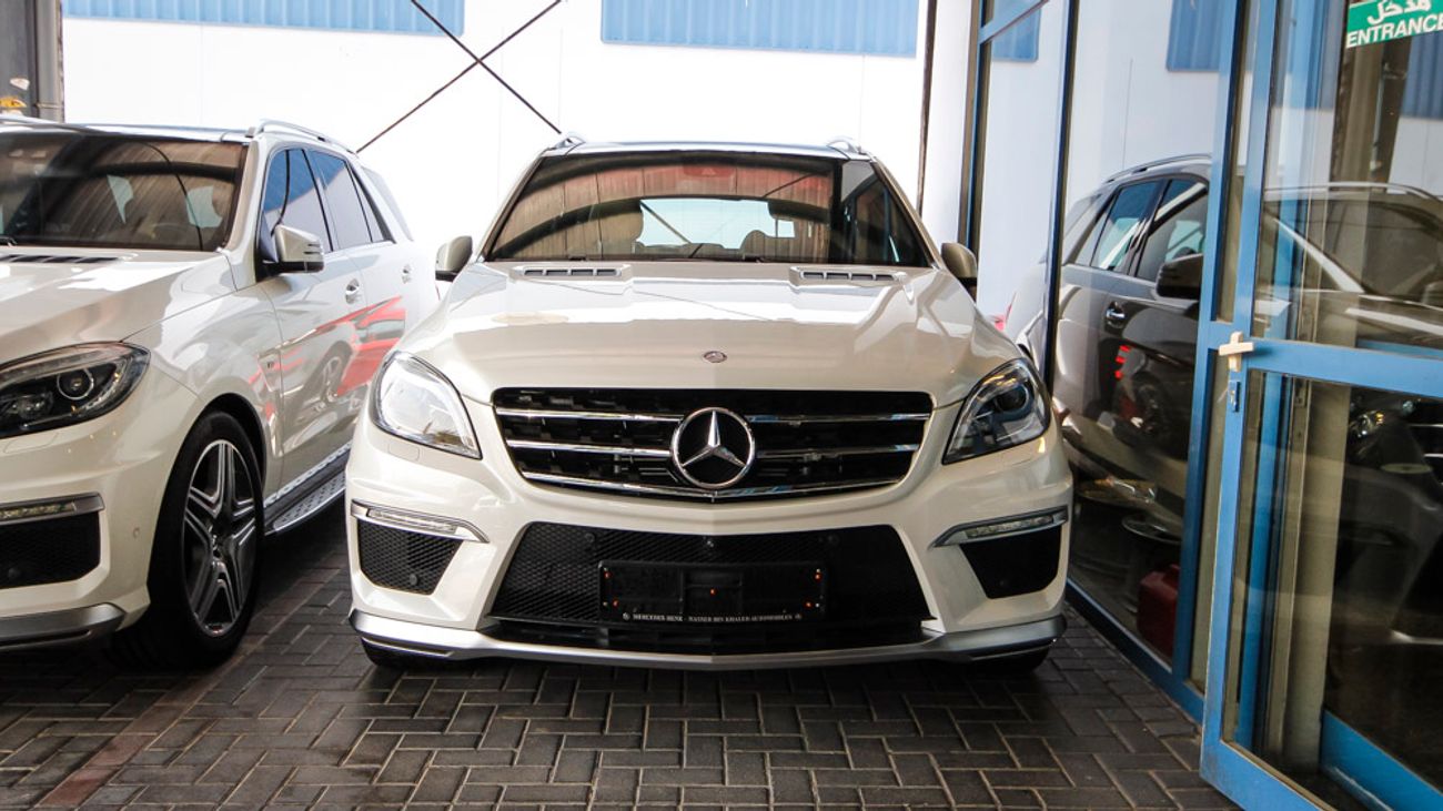 Used Mercedes-Benz ML 63 AMG V8 Biturbo 2015 for sale in Dubai - 28954