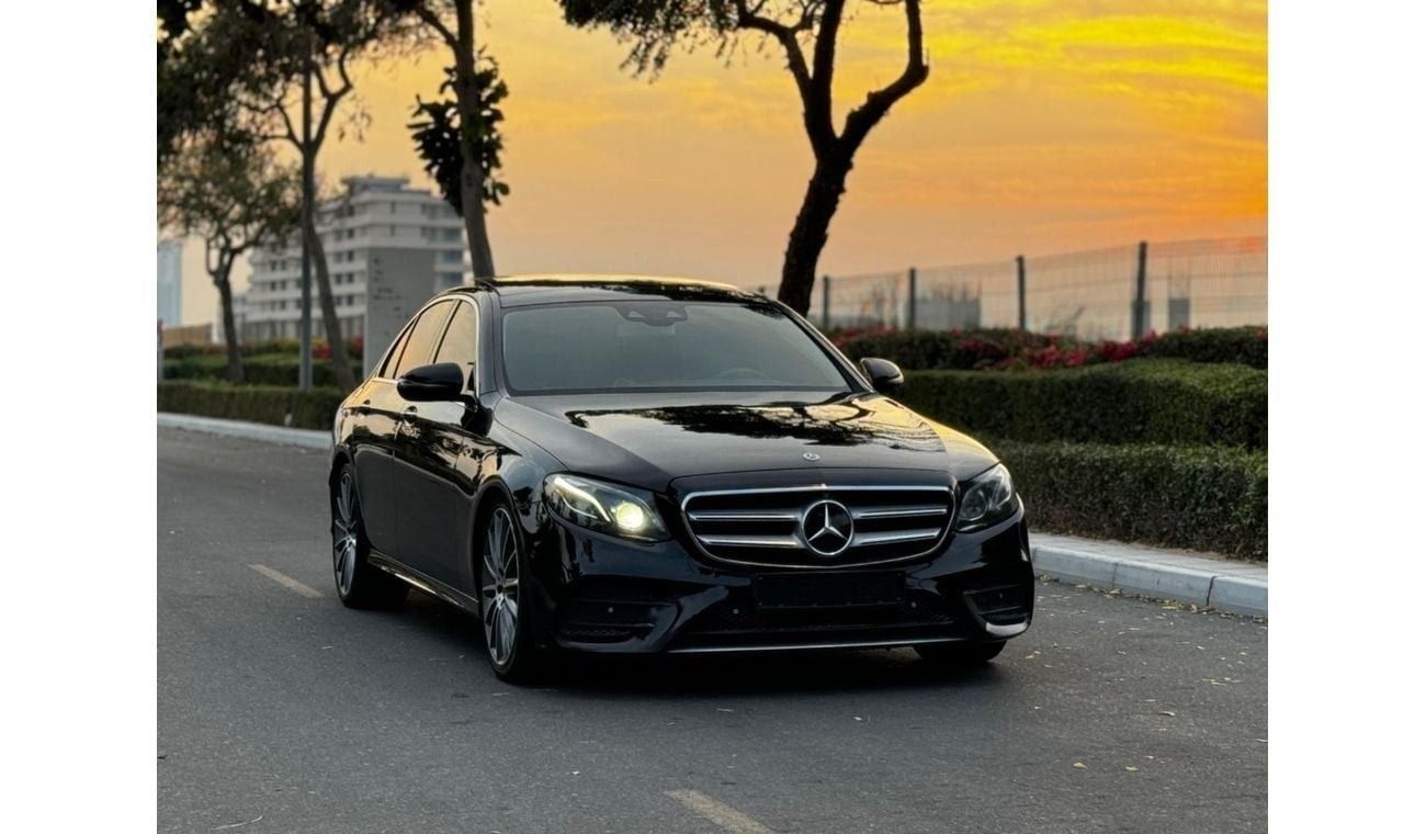 Used Mercedes-Benz E300 2019 for sale in Dubai - 824428