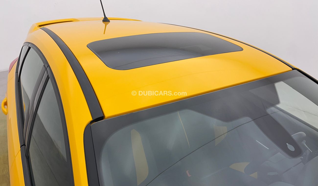 Used Ford Focus ST 2000 2018 for sale in Dubai - 484420