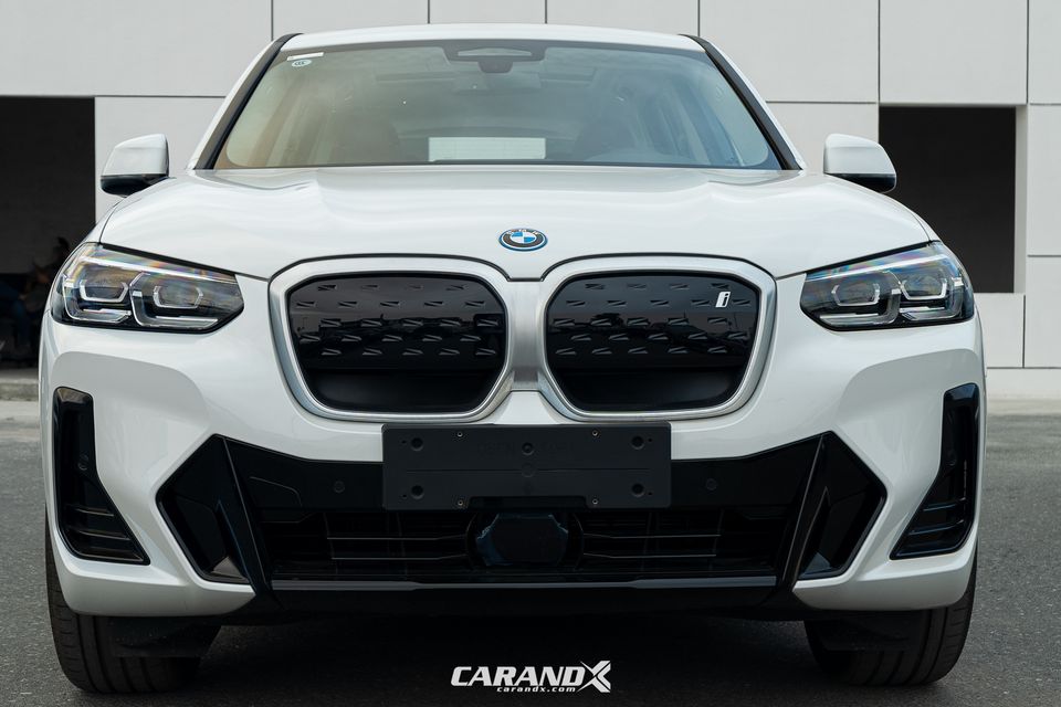 New BMW iX3 Leading 2024 2024 for sale in Dubai - 715714