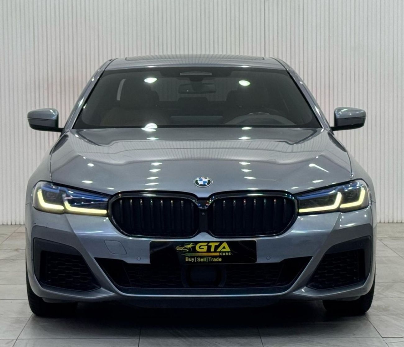 مستعملة بي أم دبليو 540i M Sport 3.0L 2022 BMW 540i M Sport, Agency Warranty& Service Pack Nov ...