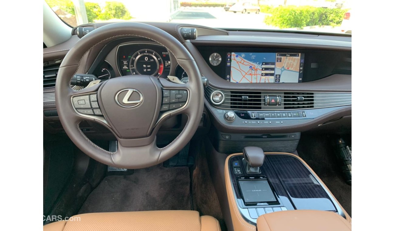 Used Lexus LS350 **2020** GCC Spec / With Warranty 2020 for sale in Dubai - 394374