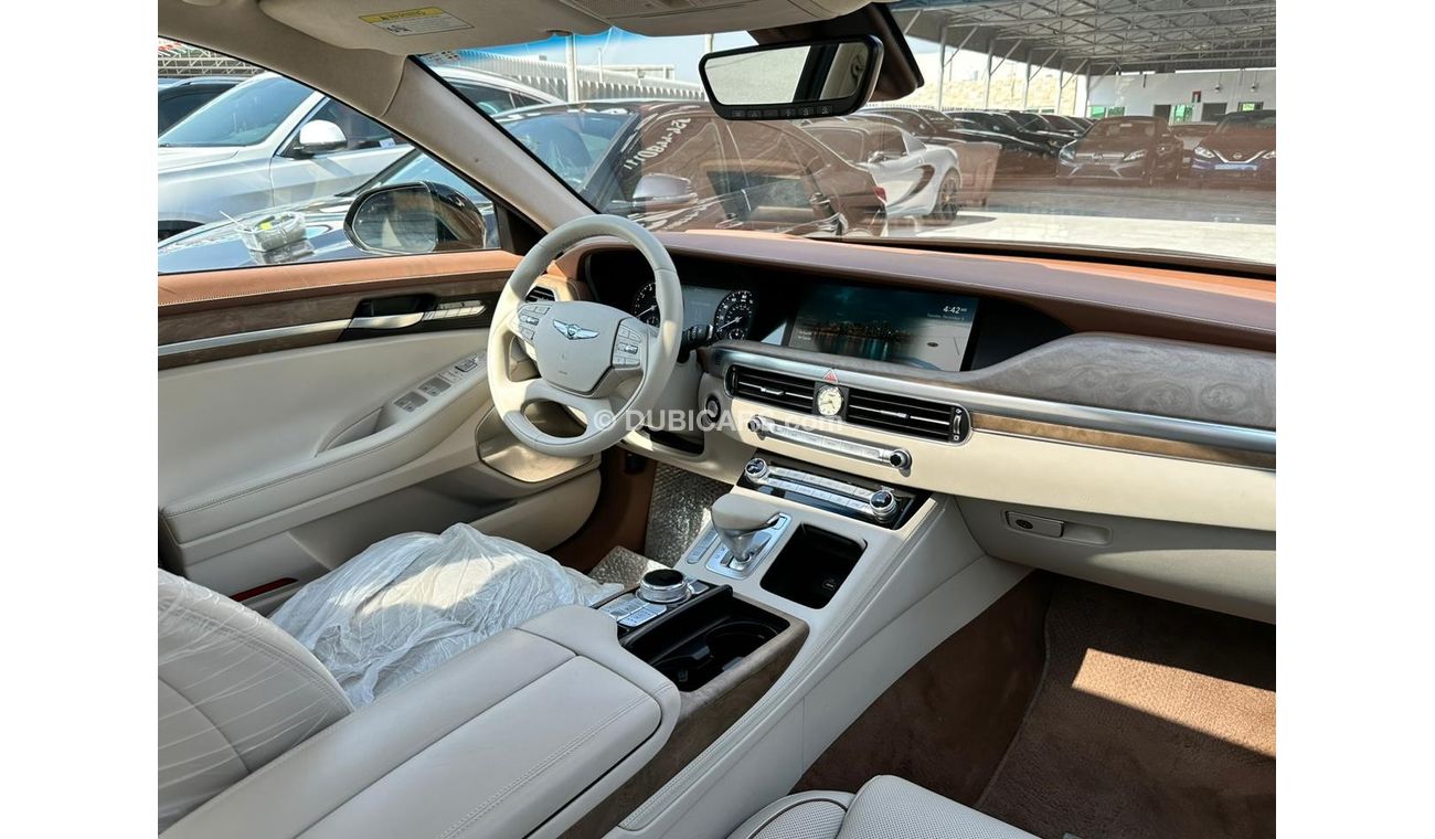 Used Genesis G90 Royal 2022 for sale in Dubai - 567541