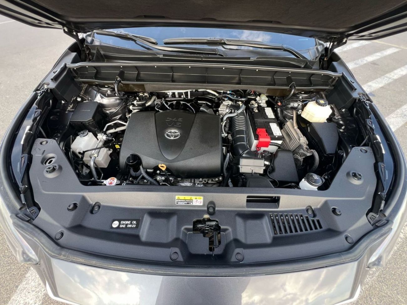 Used 2022 TOYOTA HIGHLANDER XLE 3.5L V-6 // 4 WHEEL DRIVE 4X4 // SUNROOF // PUSH START ...