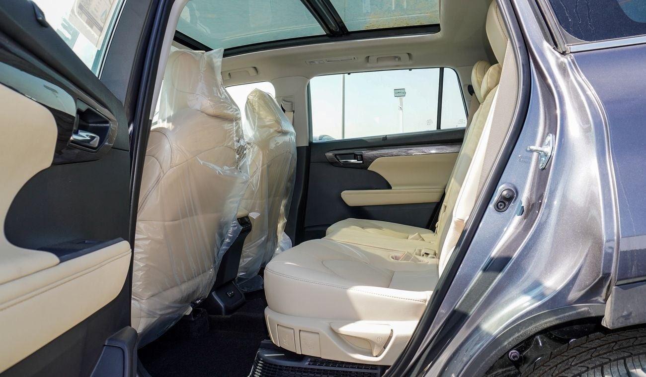 New Toyota Highlander Limited 2.5L Hybrid 2024 for sale in Dubai - 795608