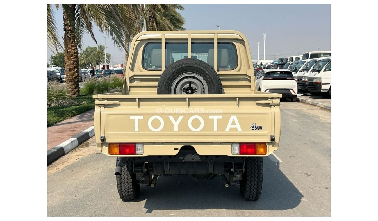 New Toyota Land Cruiser Pick Up LC79 DC 4.2L DSL 2022 for sale in Dubai - 733664