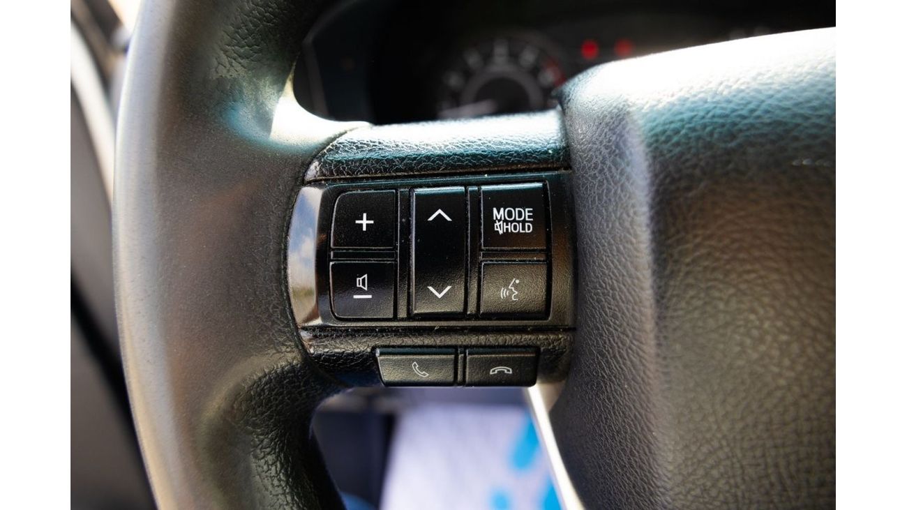 Used Toyota Hilux GL 2020 Double Cabin Pick Up 2.7L - Power Shutters ...