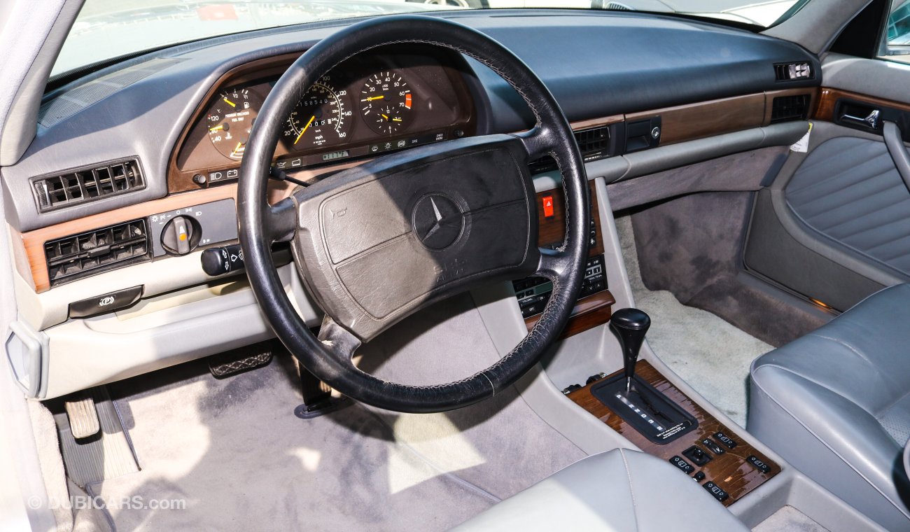 Used Mercedes-Benz 300 SLE 1990 for sale in Dubai - 375563