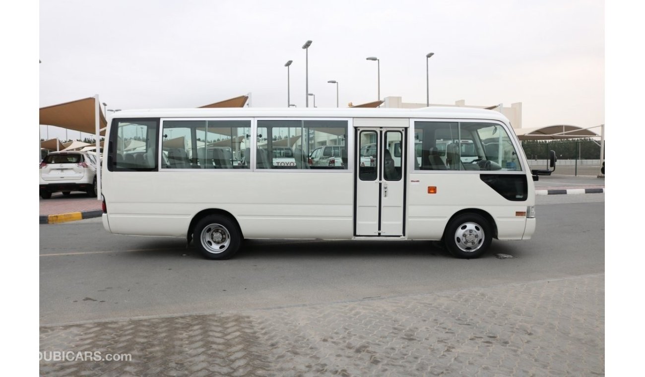 Used Toyota Coaster 30 SEATER BUS WITH GCC SPECS -EXCELLENT CONDITION ...