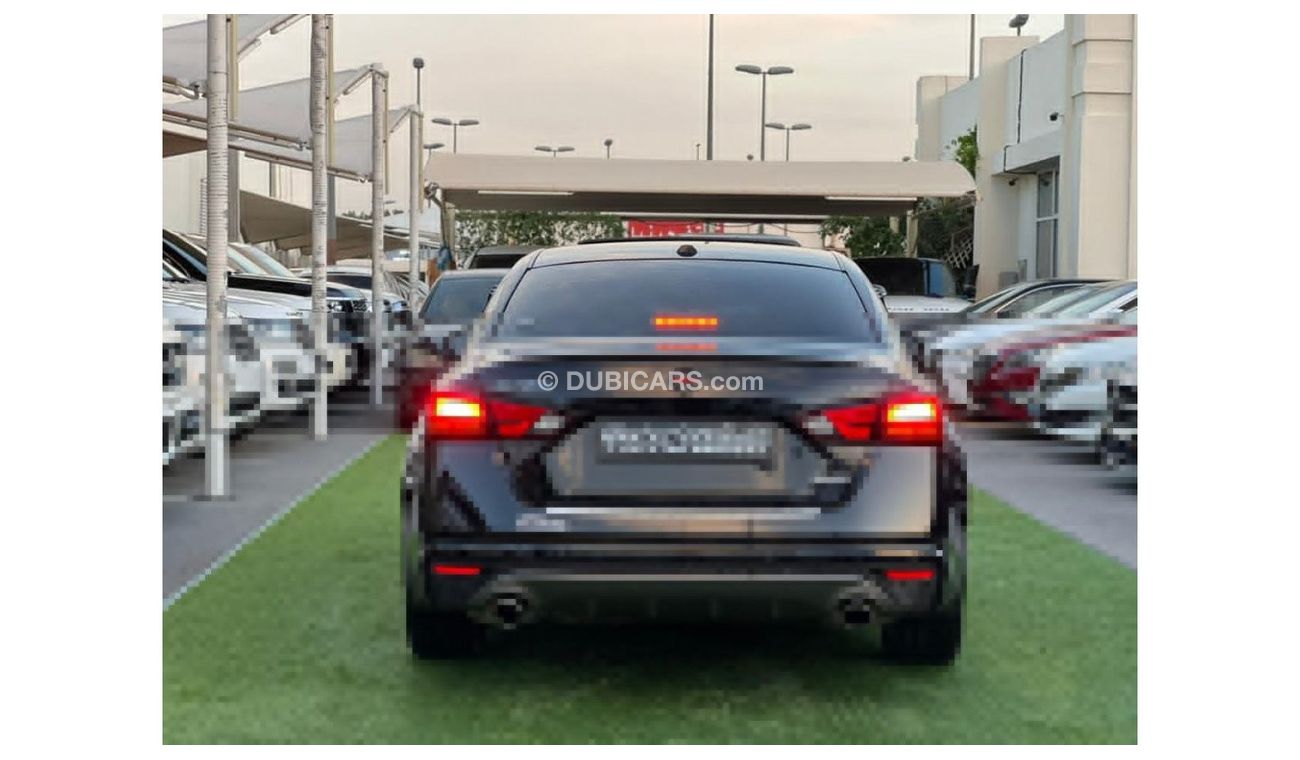 Used Nissan Altima Sport 2020 for sale in Dubai - 593971