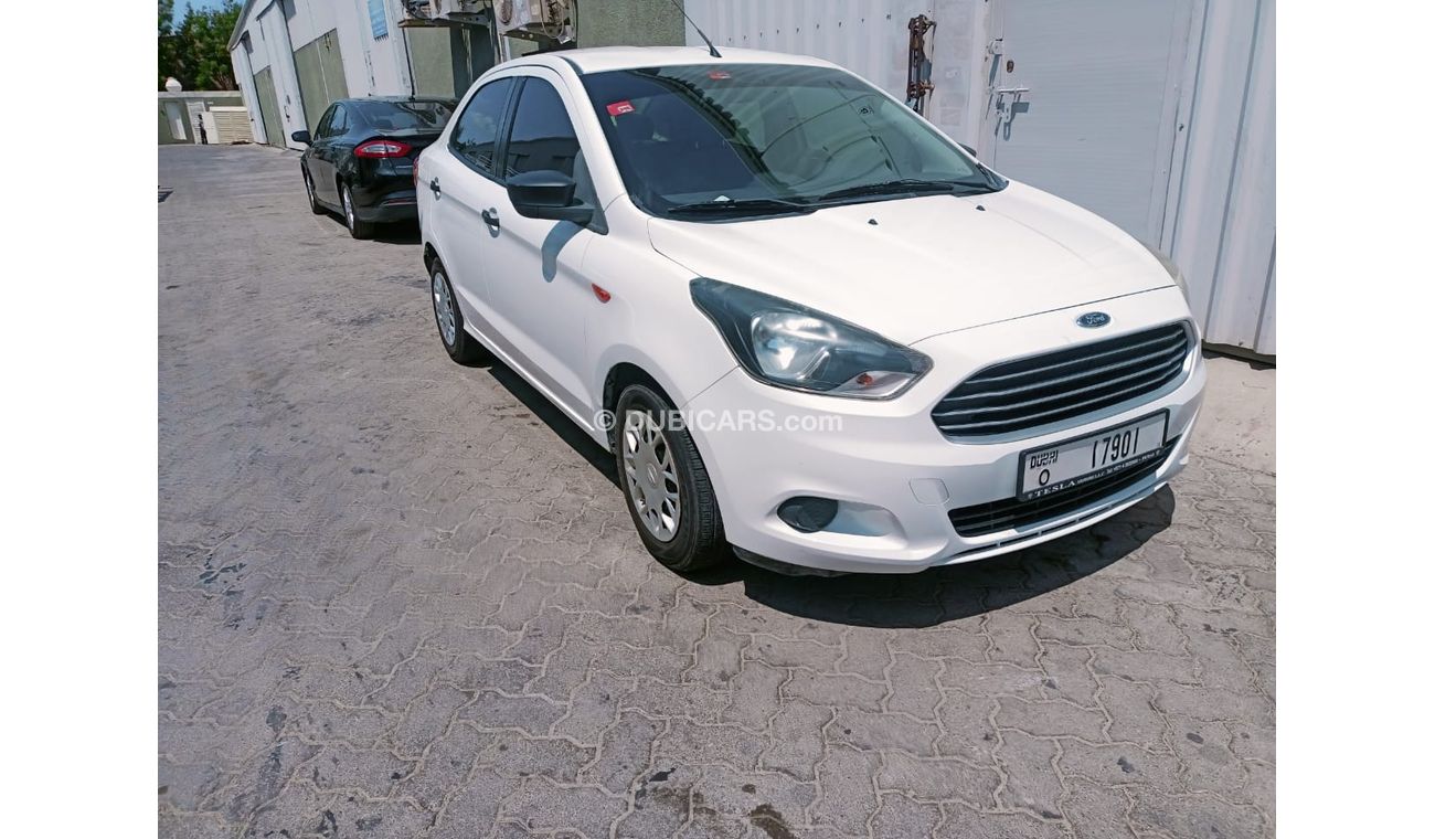 Used Ford Figo 2017 for sale in Dubai - 603246