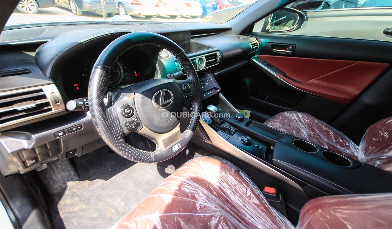 Used Lexus IS250 2014 for sale in Sharjah - 190814
