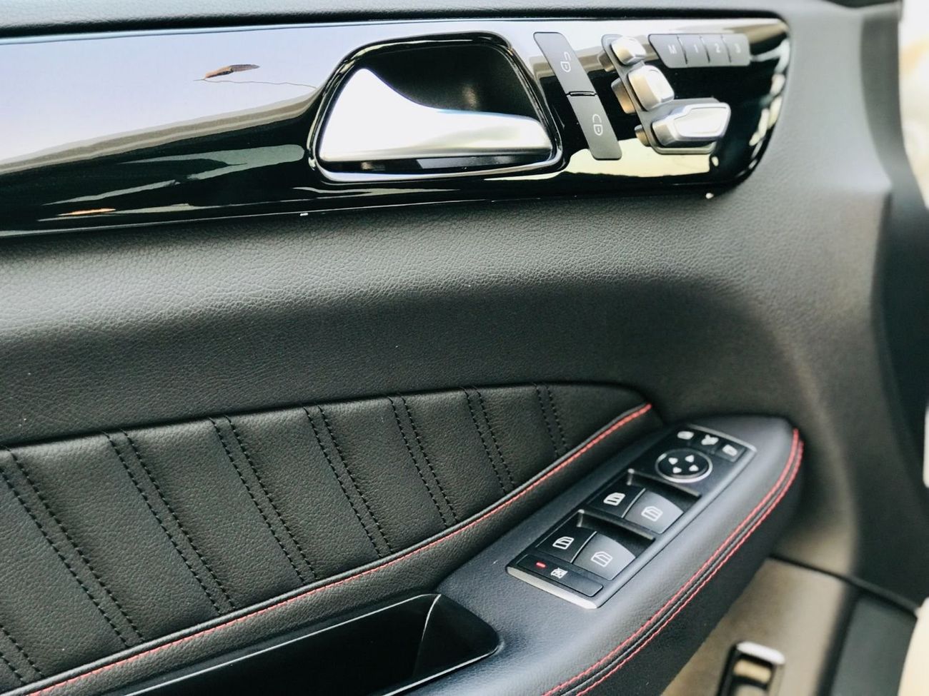 Used Mercedes-Benz GLE 43 AMG 2017 for sale in Dubai - 553865