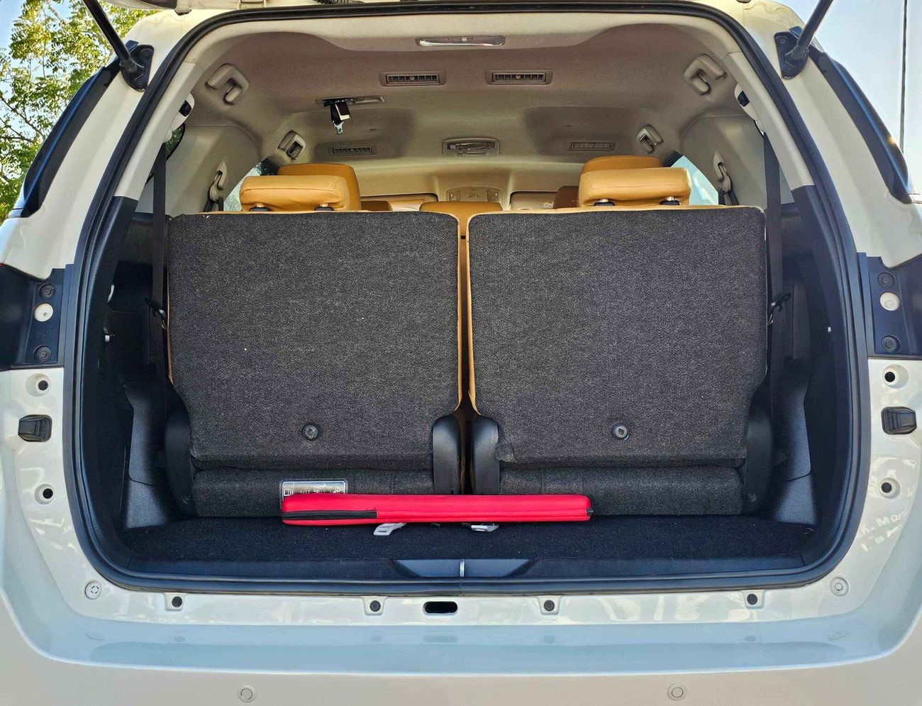 Used Toyota Fortuner EXR V4/ 4WD/ DVD REAR CAMERA / LEATHER SEATS/ HEAD ...