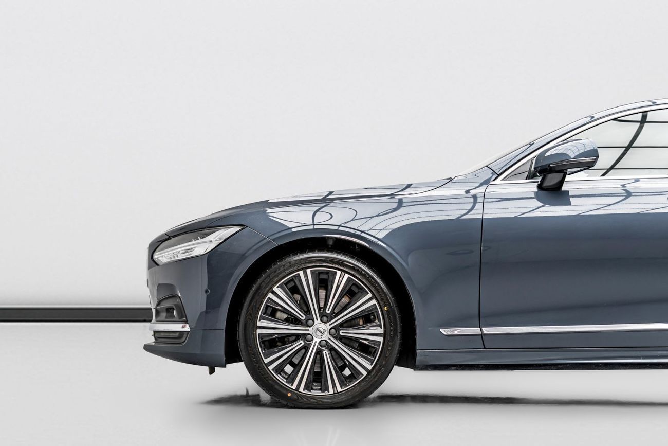 Used 2023 Volvo S90, September 2028 Volvo Warranty, Low KMs, GCC 2023 for sale in Dubai - 866516