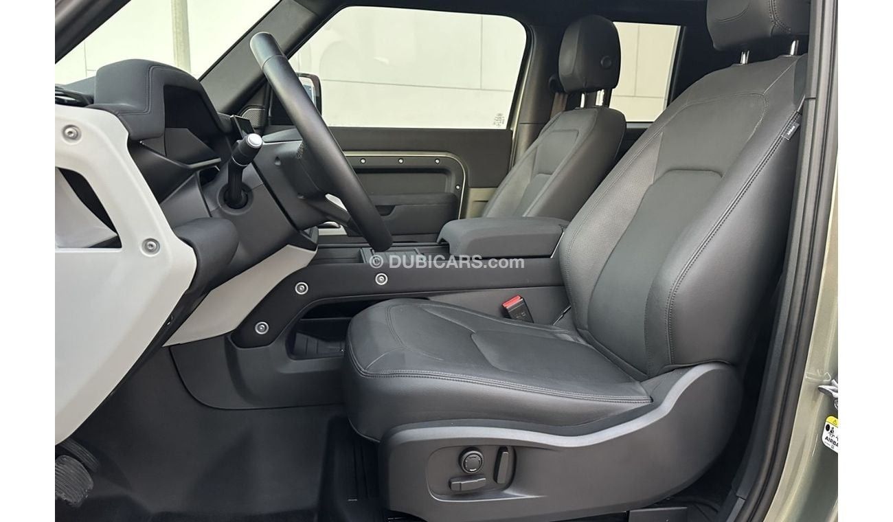 Used Land Rover Defender P400 90 SE 3.0L (5 Seater) 2023 for sale in ...