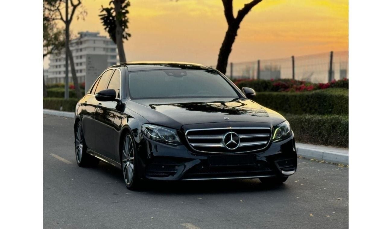 Used Mercedes-Benz E300 2019 for sale in Dubai - 824428