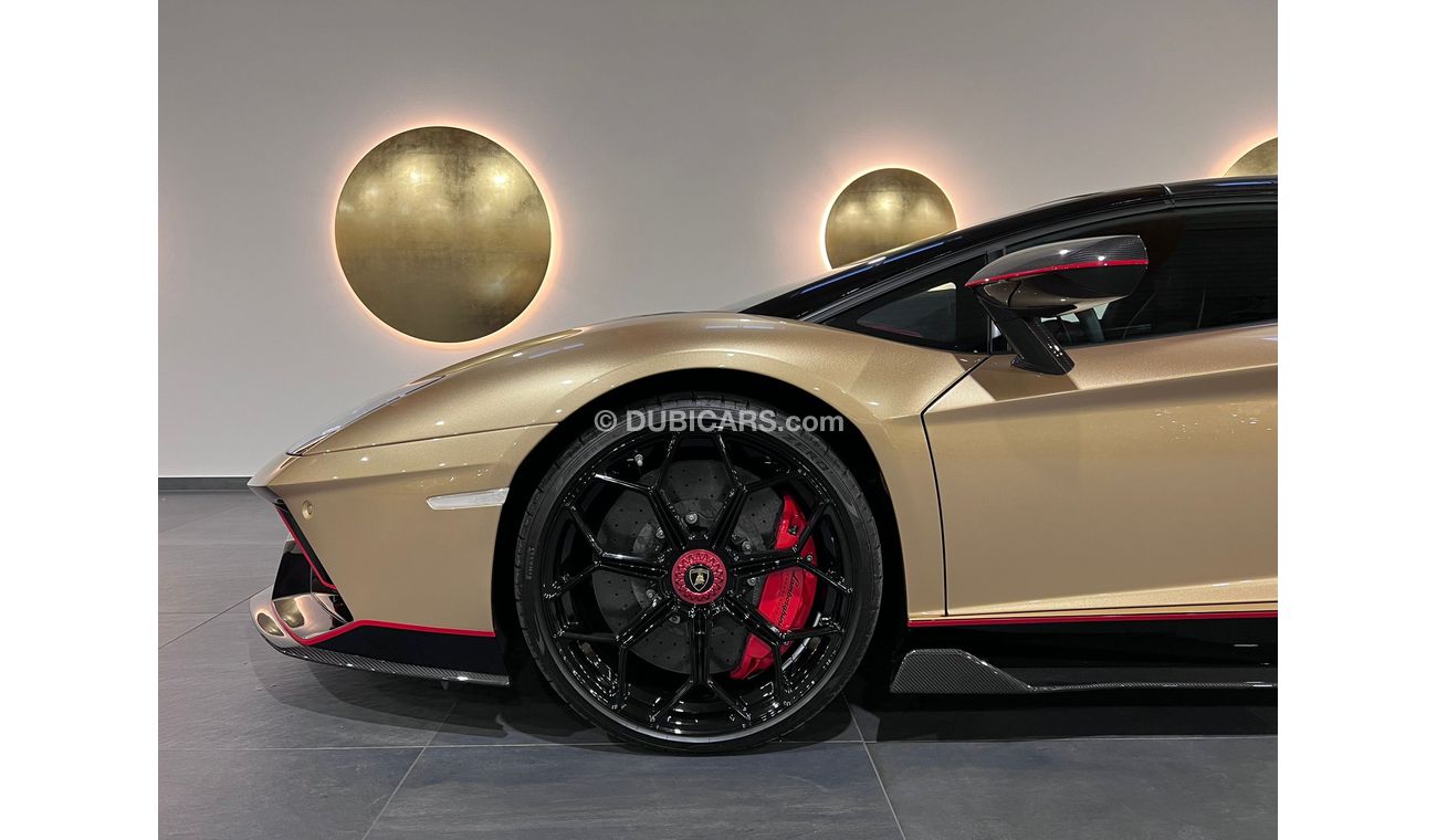 مستعملة لمبرجيني أفينتادور LP760-4 ROADSTER 1 of 250 2023 للبيع في دبي ...