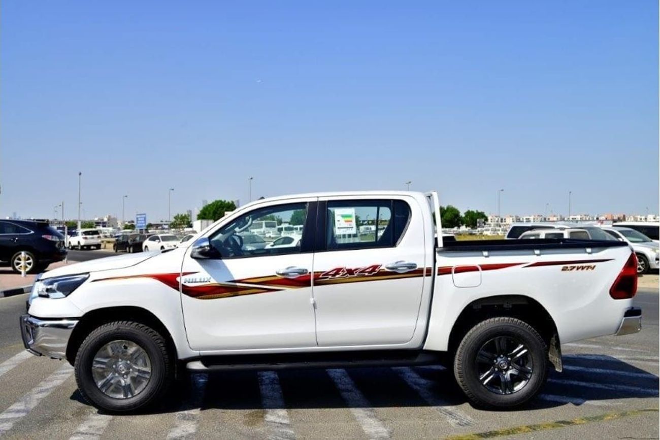 New 2025 TOYOTA HILUX DOUBLE CAB PICKUP GLXS-G 2.7L PETROL 4WD AT 2025 for sale in Dubai - 792121