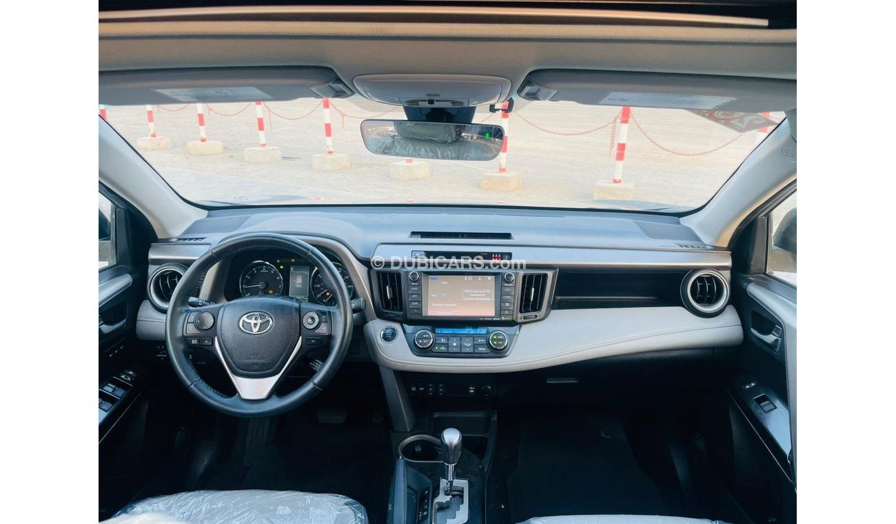 Used Toyota RAV4 Platinum Limited 2017 for sale in Sharjah - 670201