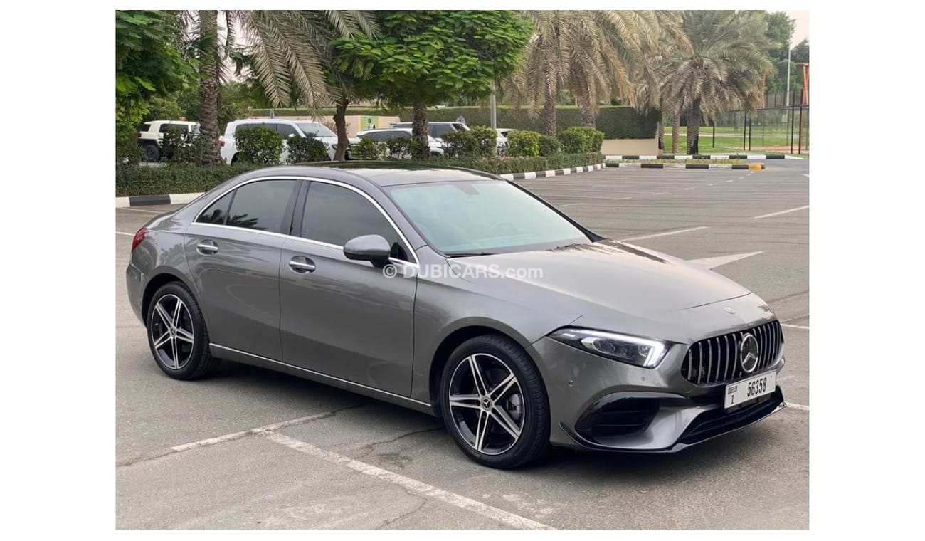 Used Mercedes-Benz A 220 2022 for sale in Dubai - 676219