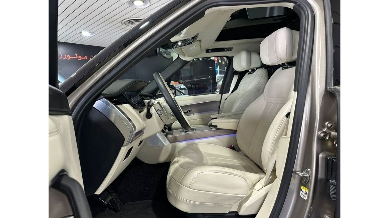 Used Land Rover Range Rover First Edition 2022 for sale in Dubai - 714305