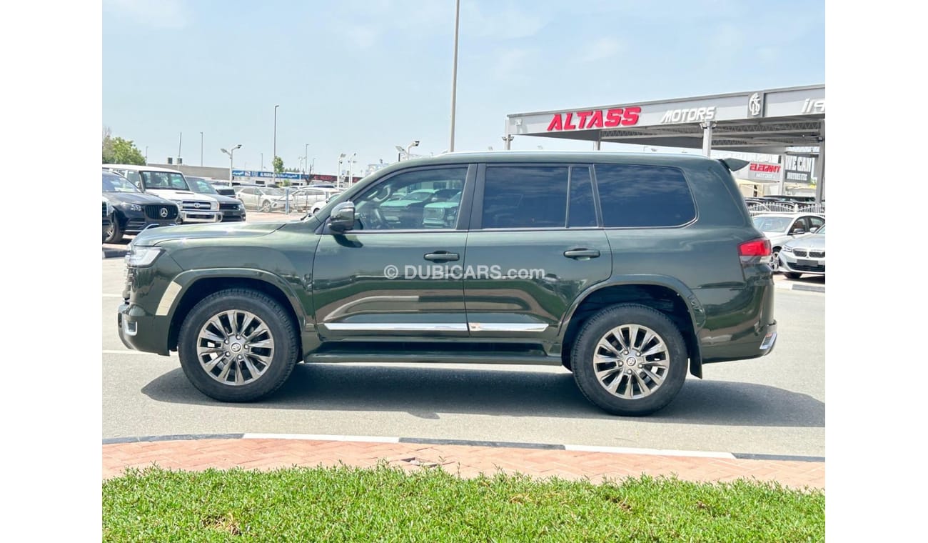 Used Toyota Land Cruiser 2020 for sale in Dubai - 756835