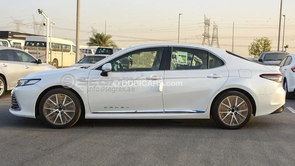 New Toyota Camry GLE 2022 MY HYBRID 2.5L PETROL (CAMSH-2) 2022 for sale ...