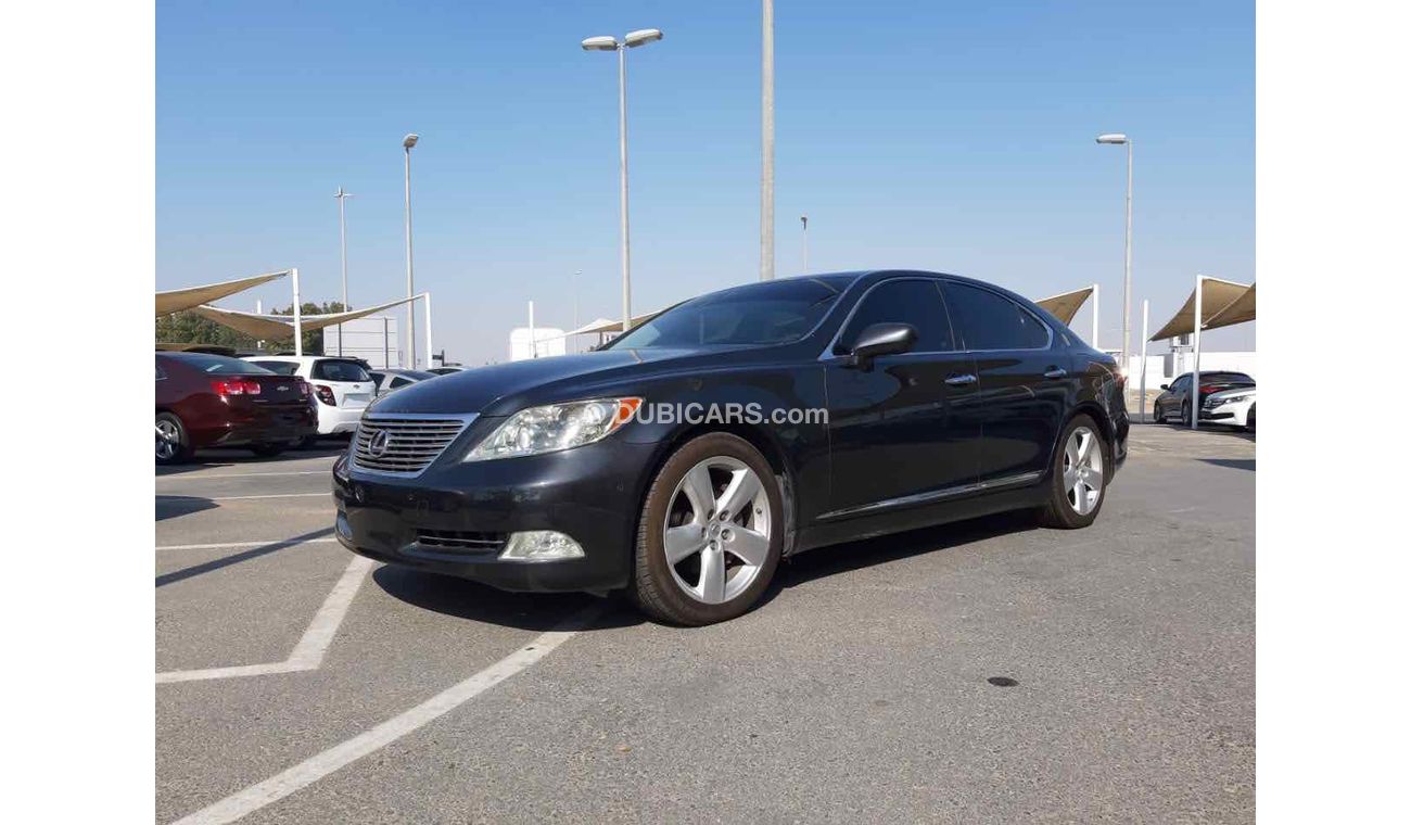 Used Lexus LS460 2007 for sale in Sharjah - 217990