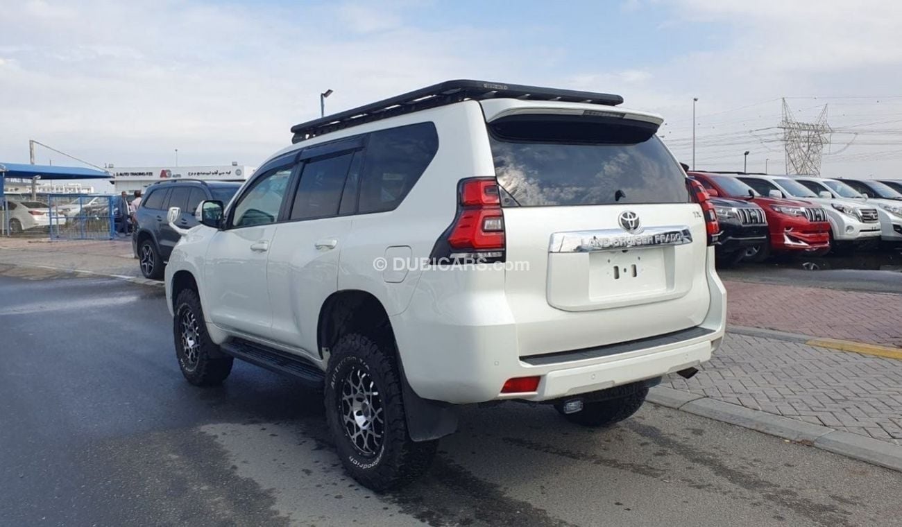 Used Toyota Prado RHD SUNROOF DIESEL AUTO 2.8CC 2021 for sale in Dubai ...