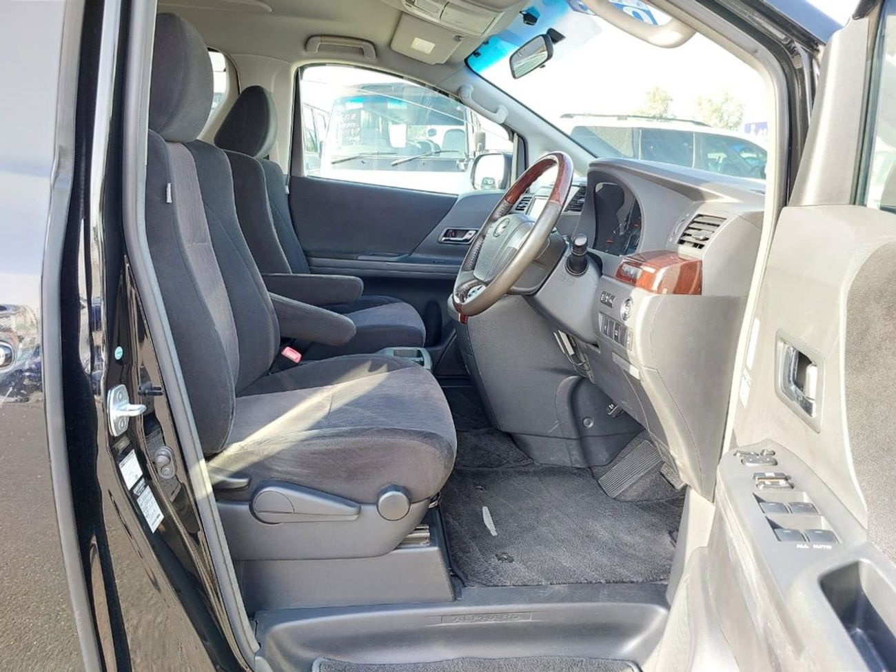 Used TOYOTA ALPHARD VAN RHD 2012 MODEL 2.4 L PETROL AUTOMATIC(PM15396 ...