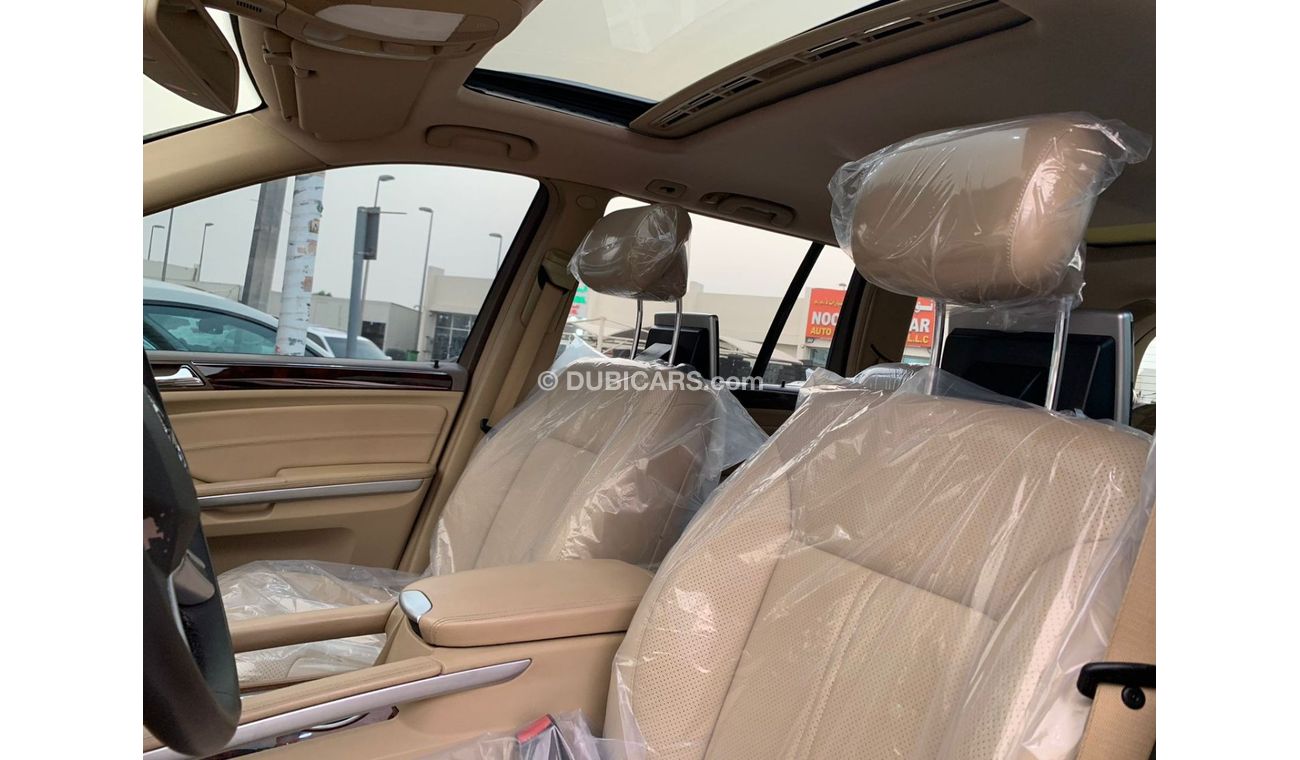 Used Mercedes-Benz GL 500 Std 2012 for sale in Dubai - 697186